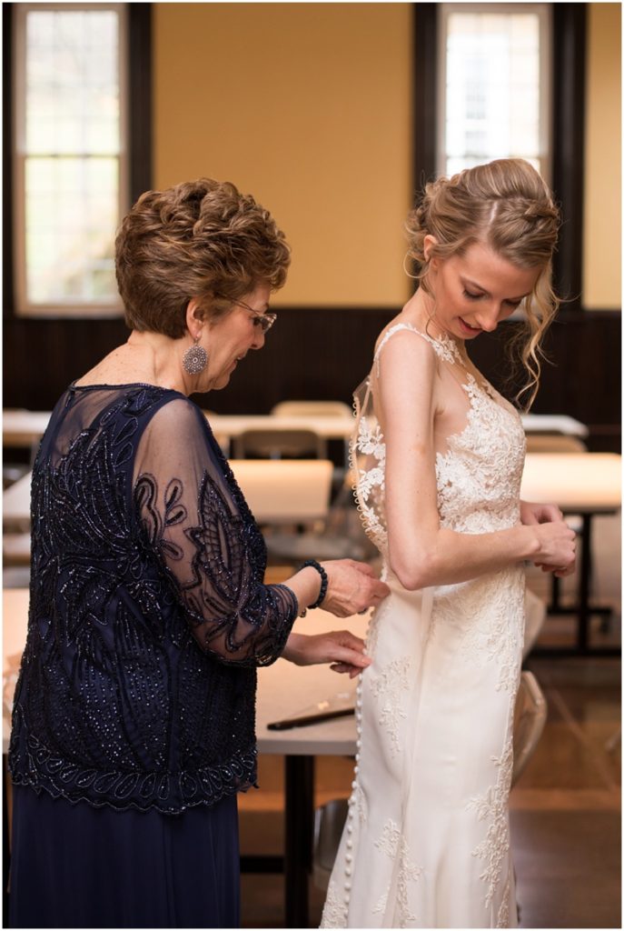 Bart + Gretchen: Swasey Chapel Wedding | Granville, Ohio - Kaylina ...